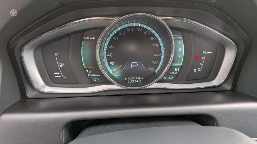 Zils Volvo XC60 2015 Utena, ar dzinēja tilpumu 1.97 L un nobraukumu 232 tūkst. km par 9900 €, foto 27 vietnē AUTOMOTO.COM.LV