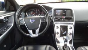 Blue Volvo XC60 2015 in Joniskis, with an engine capacity of 2.40 L and mileage of 264 thousand km for 11749 €, photo 19 on AUTOMOTO.COM.LV