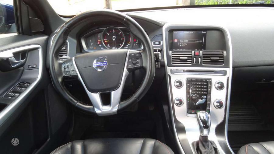 Blue Volvo XC60 2015 in Joniskis, with an engine capacity of 2.40 L and mileage of 264 thousand km for 11749 €, photo 19 on AUTOMOTO.COM.LV