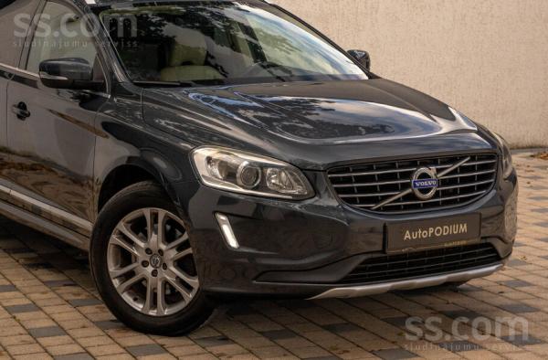 Blue Volvo XC60 2015 in Riga, with an engine capacity of 2.00 L and mileage of 193 thousand km for 10990 €, photo 9 on AUTOMOTO.COM.LV