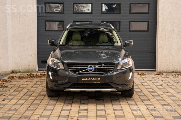 Blue Volvo XC60 2015 in Riga, with an engine capacity of 2.00 L and mileage of 193 thousand km for 10990 €, photo 11 on AUTOMOTO.COM.LV