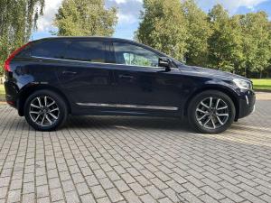 Blue Volvo XC60 2015 in Siauliai, with an engine capacity of 2.40 L and mileage of 250 thousand km for 14200 €, photo 5 on AUTOMOTO.COM.LV