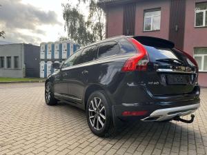 Blue Volvo XC60 2015 in Siauliai, with an engine capacity of 2.40 L and mileage of 250 thousand km for 14200 €, photo 8 on AUTOMOTO.COM.LV