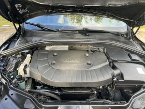 Blue Volvo XC60 2015 in Siauliai, with an engine capacity of 2.40 L and mileage of 250 thousand km for 14200 €, photo 12 on AUTOMOTO.COM.LV