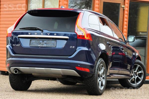 Blue Volvo XC60 2016 in Tukums, with an engine capacity of 2.00 L and mileage of 198 thousand km for 12490 €, photo 3 on AUTOMOTO.COM.LV