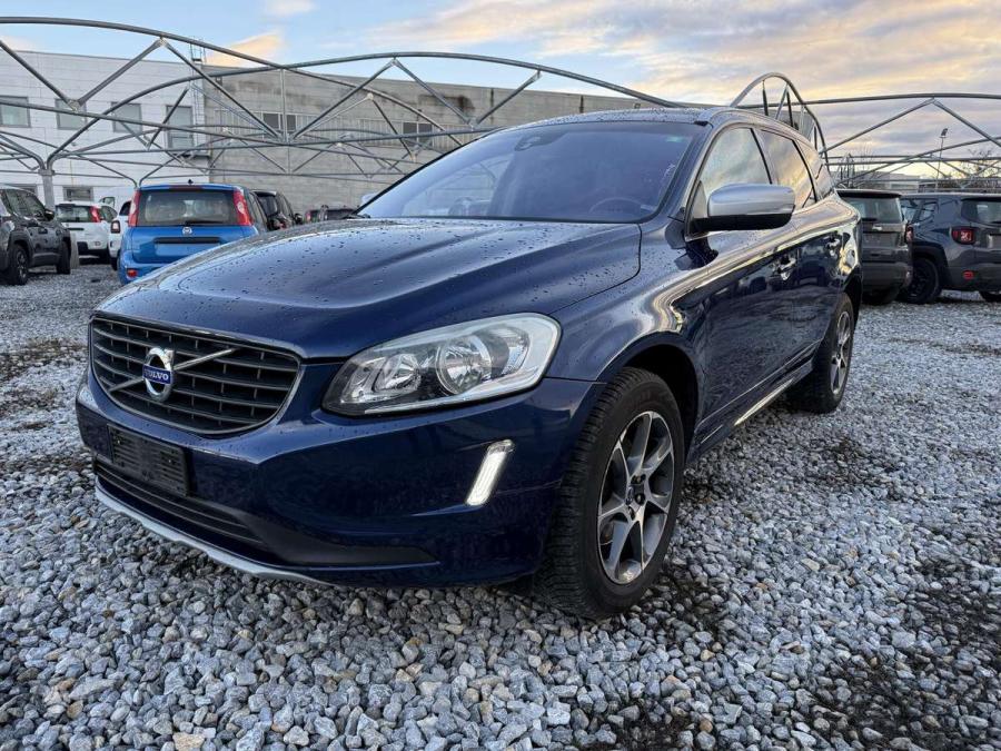 Blue Volvo XC60 2016 in Siauliai, with an engine capacity of 1.97 L and mileage of 191 thousand km for 11900 €, photo 1 on AUTOMOTO.COM.LV