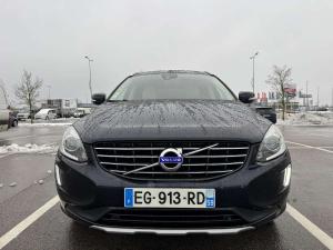 Blue Volvo XC60 2016 in Vilnius, with an engine capacity of 2.40 L and mileage of 256 thousand km for 13999 €, photo 2 on AUTOMOTO.COM.LV