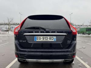 Blue Volvo XC60 2016 in Vilnius, with an engine capacity of 2.40 L and mileage of 256 thousand km for 13999 €, photo 6 on AUTOMOTO.COM.LV