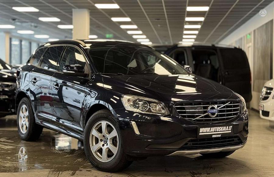 Blue Volvo XC60 2016 in Klaipeda, with an engine capacity of 1.97 L and mileage of 239 thousand km for 13900 €, photo 17 on AUTOMOTO.COM.LV