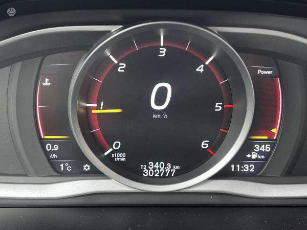 Zils Volvo XC60 2016 Vilkaviškis, ar dzinēja tilpumu 2.00 L un nobraukumu 302 tūkst. km par 9799 €, foto 11 vietnē AUTOMOTO.COM.LV