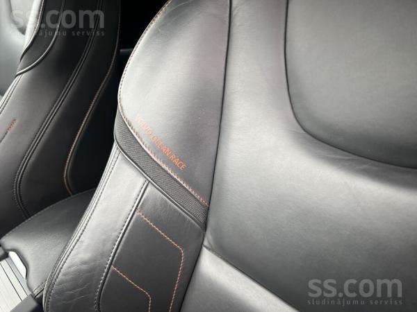 Zils Volvo XC60 2016 Rīga, ar dzinēja tilpumu 2.00 L un nobraukumu 230 tūkst. km par 12750 €, foto 9 vietnē AUTOMOTO.COM.LV