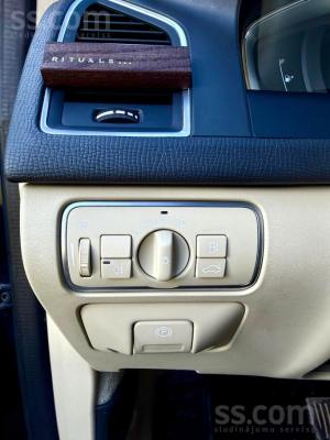 Blue Volvo XC60 2016 in Riga, with an engine capacity of 2.40 L and mileage of 222 thousand km for 19000 €, photo 15 on AUTOMOTO.COM.LV
