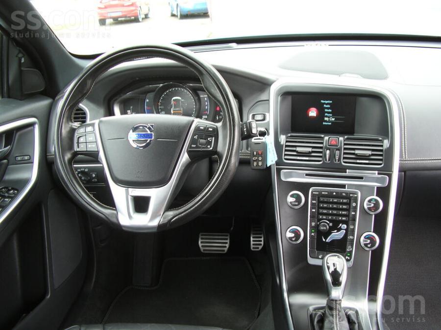 Blue Volvo XC60 2016 in Riga, with an engine capacity of 2.40 L and mileage of 0 thousand km for 16950 €, photo 16 on AUTOMOTO.COM.LV