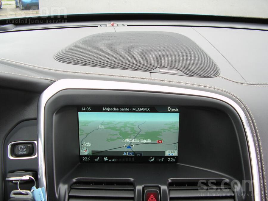 Blue Volvo XC60 2016 in Riga, with an engine capacity of 2.40 L and mileage of 0 thousand km for 16950 €, photo 18 on AUTOMOTO.COM.LV