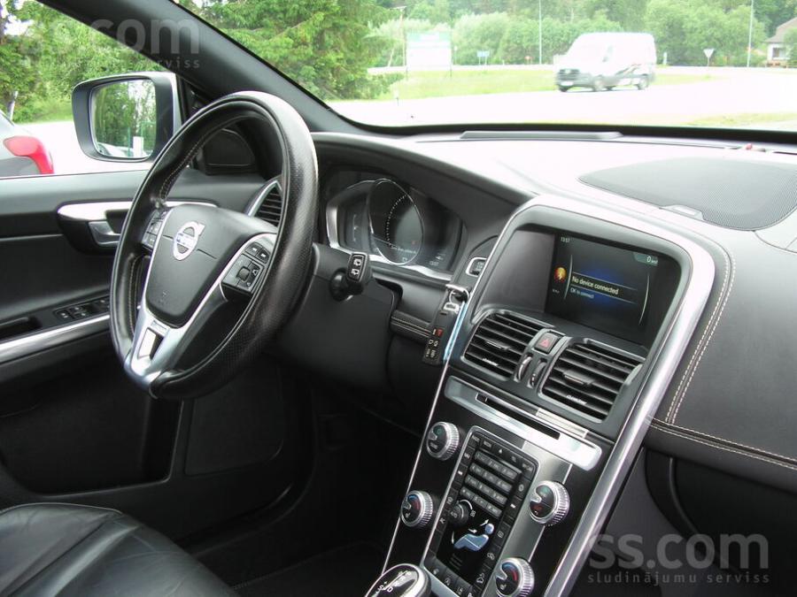 Blue Volvo XC60 2016 in Riga, with an engine capacity of 2.40 L and mileage of 0 thousand km for 16950 €, photo 28 on AUTOMOTO.COM.LV