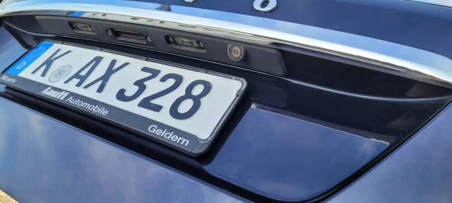 Синий Вольво ХС60 2016 в Рига, объемом двигателя 2.00 л и пробегом 265 тыс. км за 13200 €, фото 10 на AUTOMOTO.COM.LV