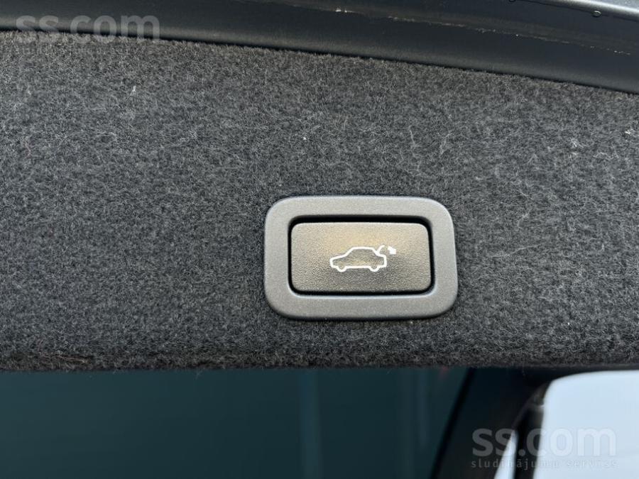 Zils Volvo XC60 2016 Rīga, ar dzinēja tilpumu 2.00 L un nobraukumu 285 tūkst. km par 12990 €, foto 17 vietnē AUTOMOTO.COM.LV