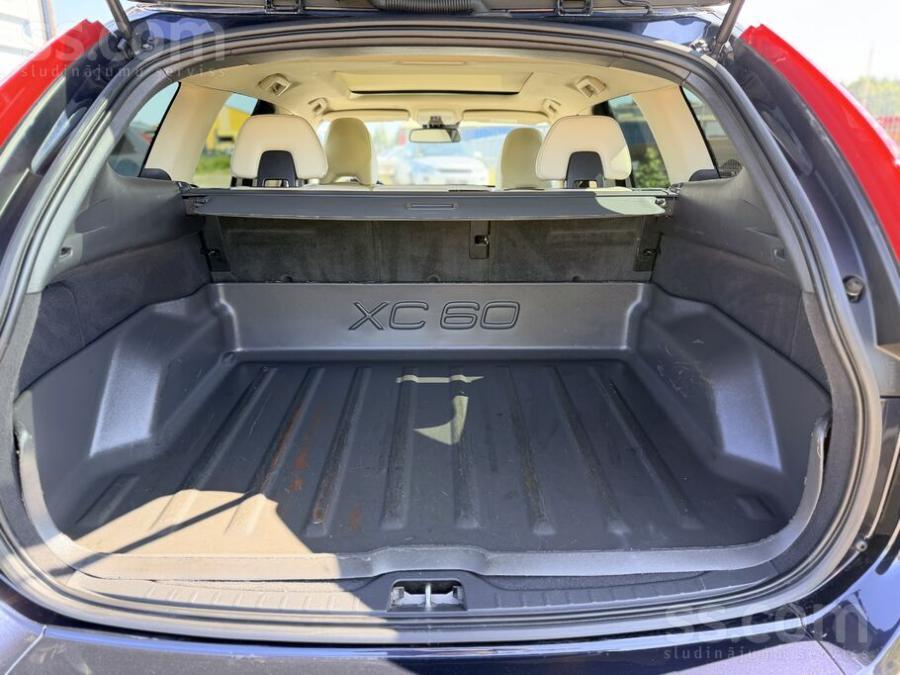 Zils Volvo XC60 2016 Rīga, ar dzinēja tilpumu 2.00 L un nobraukumu 205 tūkst. km par 11995 €, foto 6 vietnē AUTOMOTO.COM.LV