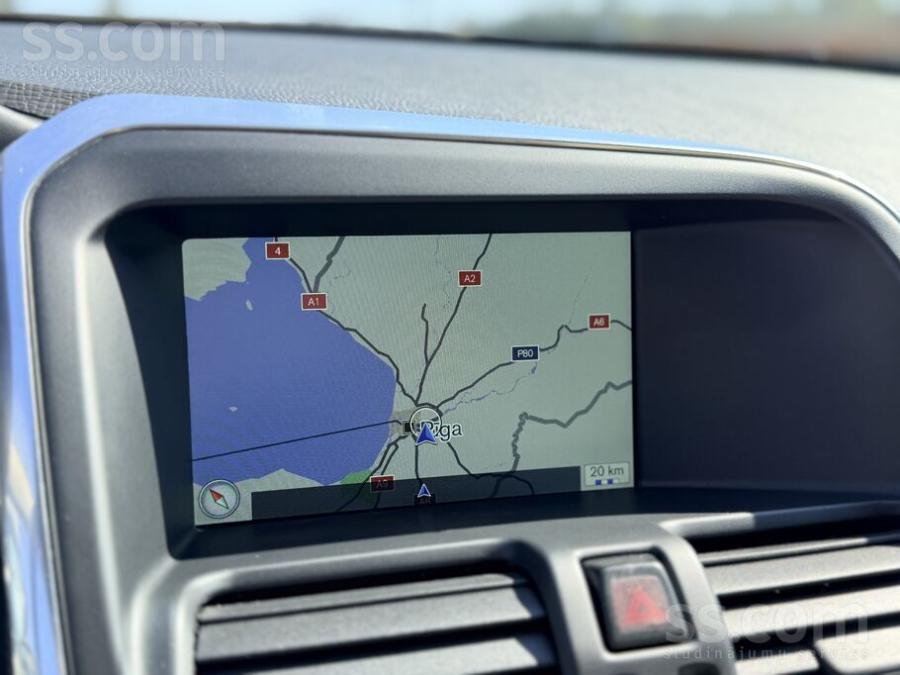 Zils Volvo XC60 2016 Rīga, ar dzinēja tilpumu 2.00 L un nobraukumu 205 tūkst. km par 11995 €, foto 18 vietnē AUTOMOTO.COM.LV
