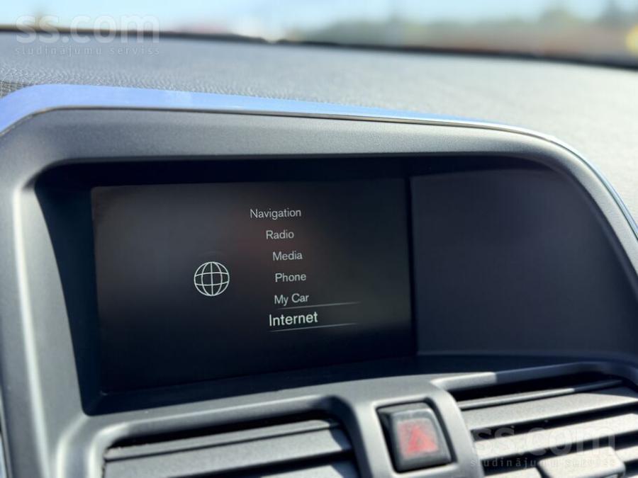 Zils Volvo XC60 2016 Rīga, ar dzinēja tilpumu 2.00 L un nobraukumu 205 tūkst. km par 11995 €, foto 19 vietnē AUTOMOTO.COM.LV