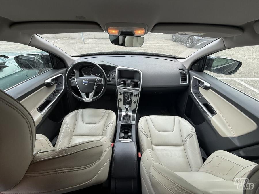Zils Volvo XC60 2016 Utena, ar dzinēja tilpumu 2.00 L un nobraukumu 211 tūkst. km par 12400 €, foto 8 vietnē AUTOMOTO.COM.LV