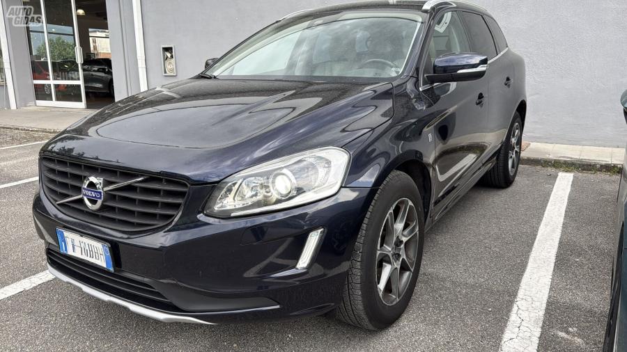 Blue Volvo XC60 2016 in Utena, with an engine capacity of 2.00 L and mileage of 211 thousand km for 12400 €, photo 1 on AUTOMOTO.COM.LV