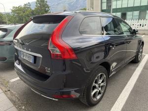 Blue Volvo XC60 2016 in Utena, with an engine capacity of 2.00 L and mileage of 211 thousand km for 12400 €, photo 6 on AUTOMOTO.COM.LV