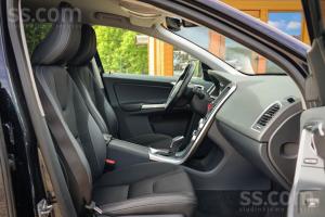 Zils Volvo XC60 2016 Tukums, ar dzinēja tilpumu 2.00 L un nobraukumu 250 tūkst. km par 12190 €, foto 10 vietnē AUTOMOTO.COM.LV