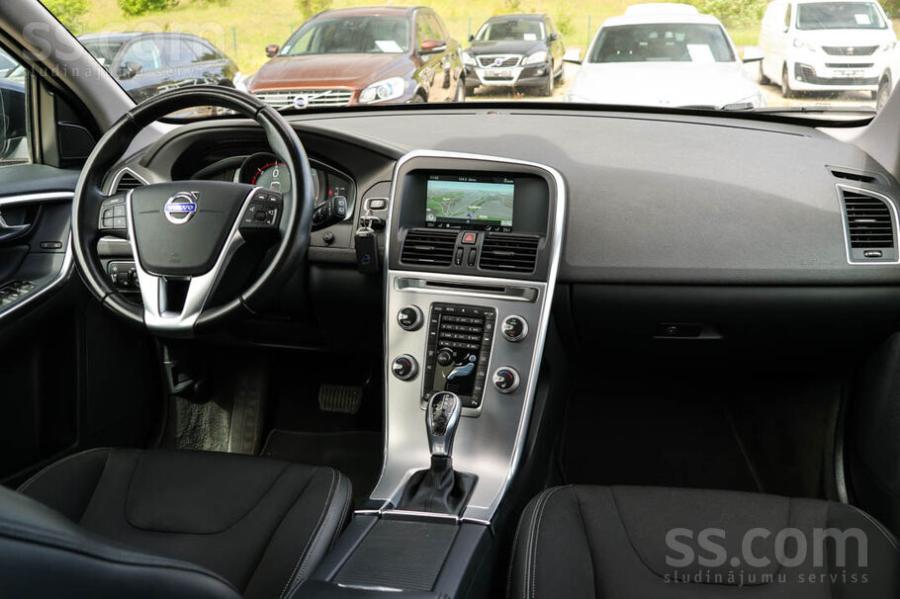 Zils Volvo XC60 2016 Tukums, ar dzinēja tilpumu 2.00 L un nobraukumu 250 tūkst. km par 12190 €, foto 11 vietnē AUTOMOTO.COM.LV