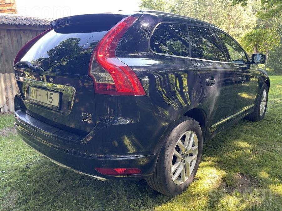 Zils Volvo XC60 2016 Rīga, ar dzinēja tilpumu 2.40 L un nobraukumu 222 tūkst. km par 12790 €, foto 4 vietnē AUTOMOTO.COM.LV
