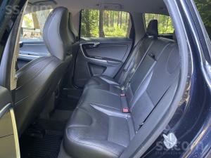 Zils Volvo XC60 2016 Rīga, ar dzinēja tilpumu 2.40 L un nobraukumu 222 tūkst. km par 12790 €, foto 18 vietnē AUTOMOTO.COM.LV