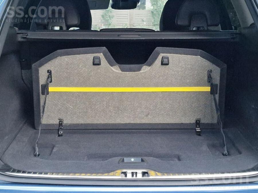 Zils Volvo XC60 2016 Rīga, ar dzinēja tilpumu 2.00 L un nobraukumu 109 tūkst. km par 13900 €, foto 13 vietnē AUTOMOTO.COM.LV