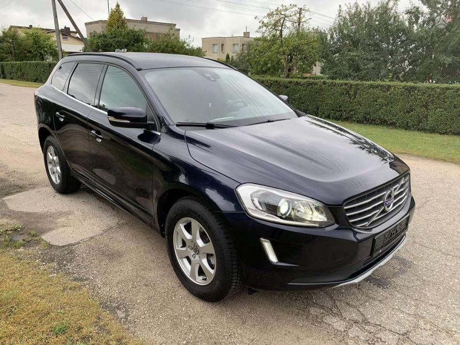 Blue Volvo XC60 2016 in Ukmerge, with an engine capacity of 2.00 L and mileage of 268 thousand km for 9950 €, photo 3 on AUTOMOTO.COM.LV