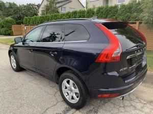 Blue Volvo XC60 2016 in Ukmerge, with an engine capacity of 2.00 L and mileage of 268 thousand km for 9950 €, photo 9 on AUTOMOTO.COM.LV