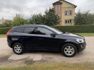 Blue Volvo XC60 2016 in Ukmerge, with an engine capacity of 2.00 L and mileage of 268 thousand km for 9950 €, photo 11 on AUTOMOTO.COM.LV