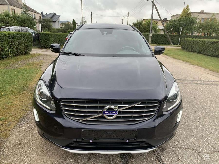 Blue Volvo XC60 2016 in Ukmerge, with an engine capacity of 2.00 L and mileage of 268 thousand km for 9950 €, photo 13 on AUTOMOTO.COM.LV