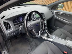 Blue Volvo XC60 2016 in Ukmerge, with an engine capacity of 2.00 L and mileage of 268 thousand km for 9950 €, photo 19 on AUTOMOTO.COM.LV