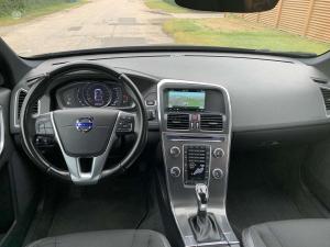 Blue Volvo XC60 2016 in Ukmerge, with an engine capacity of 2.00 L and mileage of 268 thousand km for 9950 €, photo 25 on AUTOMOTO.COM.LV