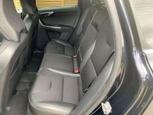 Blue Volvo XC60 2016 in Ukmerge, with an engine capacity of 2.00 L and mileage of 268 thousand km for 9950 €, photo 26 on AUTOMOTO.COM.LV