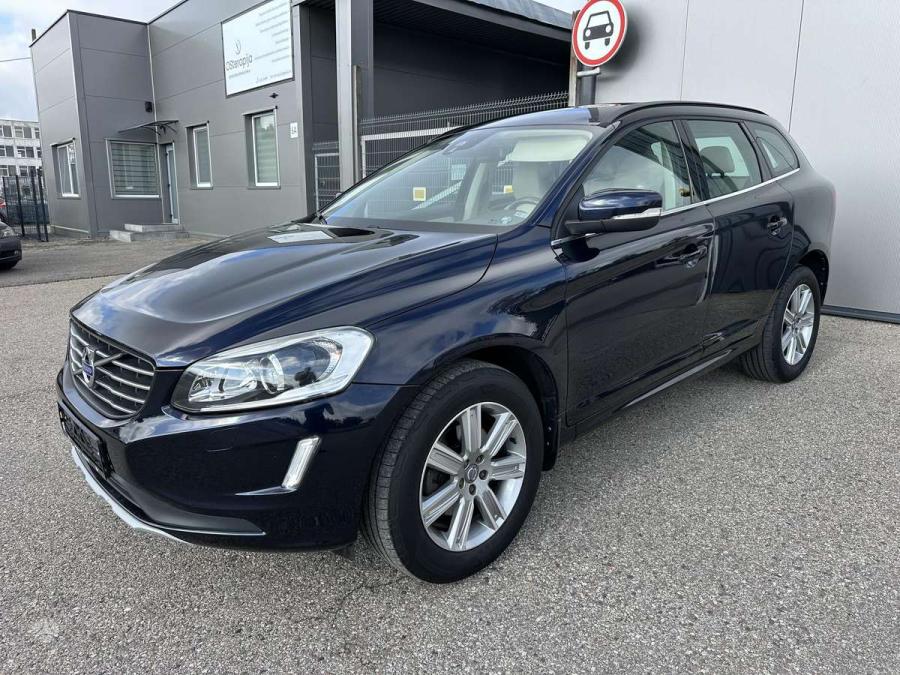 Blue Volvo XC60 2016 in Marijampole, with an engine capacity of 2.00 L and mileage of 311 thousand km for 9200 €, photo 1 on AUTOMOTO.COM.LV