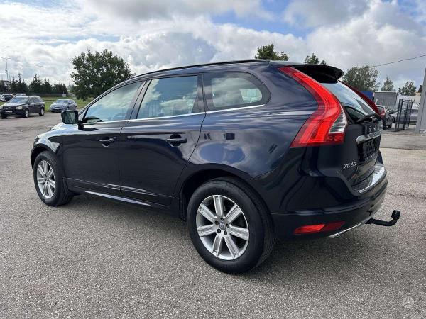 Blue Volvo XC60 2016 in Marijampole, with an engine capacity of 2.00 L and mileage of 311 thousand km for 9200 €, photo 6 on AUTOMOTO.COM.LV