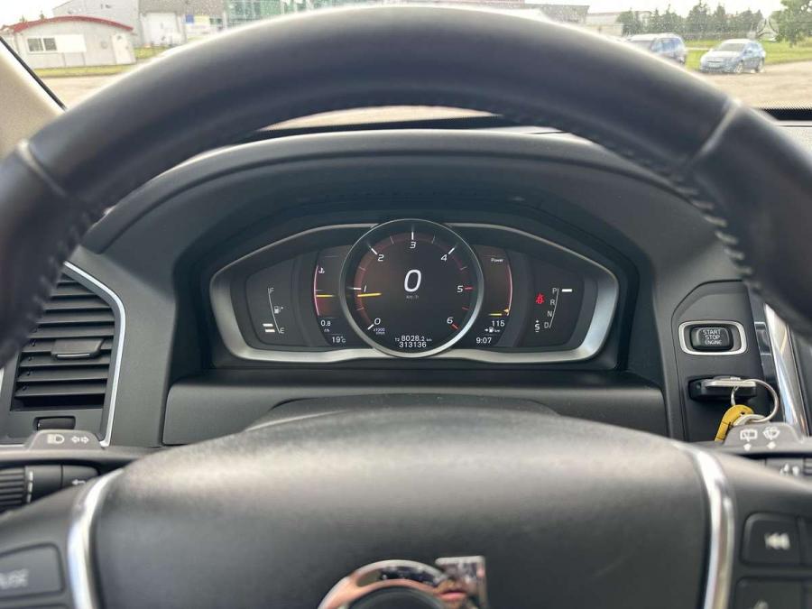 Blue Volvo XC60 2016 in Marijampole, with an engine capacity of 2.00 L and mileage of 311 thousand km for 9200 €, photo 12 on AUTOMOTO.COM.LV