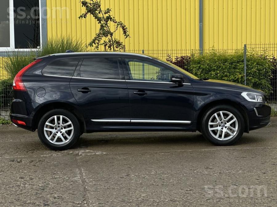 Zils Volvo XC60 2016 Rīga, ar dzinēja tilpumu 2.40 L un nobraukumu 222 tūkst. km par 15500 €, foto 3 vietnē AUTOMOTO.COM.LV