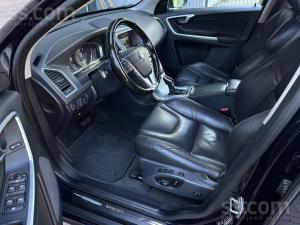 Zils Volvo XC60 2016 Rīga, ar dzinēja tilpumu 2.40 L un nobraukumu 222 tūkst. km par 15500 €, foto 13 vietnē AUTOMOTO.COM.LV