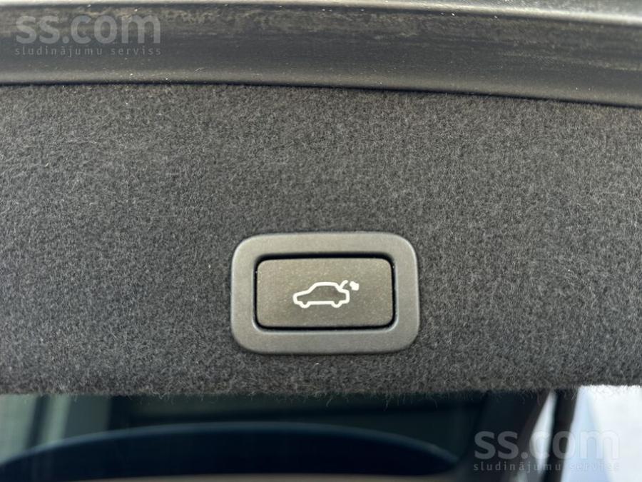 Zils Volvo XC60 2016 Rīga, ar dzinēja tilpumu 2.40 L un nobraukumu 222 tūkst. km par 15500 €, foto 27 vietnē AUTOMOTO.COM.LV