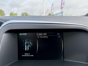 Zils Volvo XC60 2016 Panevēža, ar dzinēja tilpumu 1.97 L un nobraukumu 174 tūkst. km par 10900 €, foto 17 vietnē AUTOMOTO.COM.LV