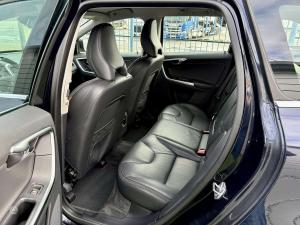 Zils Volvo XC60 2016 Panevēža, ar dzinēja tilpumu 1.97 L un nobraukumu 174 tūkst. km par 10900 €, foto 22 vietnē AUTOMOTO.COM.LV