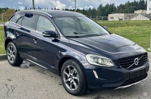 Blue Volvo XC60 2016 in Utena, with an engine capacity of 2.40 L and mileage of 219 thousand km for 13600 €, photo 1 on AUTOMOTO.COM.LV