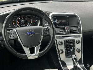 Blue Volvo XC60 2016 in Utena, with an engine capacity of 2.40 L and mileage of 219 thousand km for 13600 €, photo 15 on AUTOMOTO.COM.LV