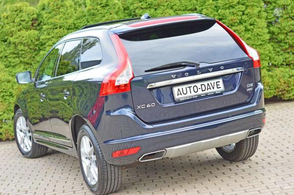 Zils Volvo XC60 2016 Viļņa, ar dzinēja tilpumu 2.40 L un nobraukumu 100 tūkst. km par 17350 €, foto 4 vietnē AUTOMOTO.COM.LV